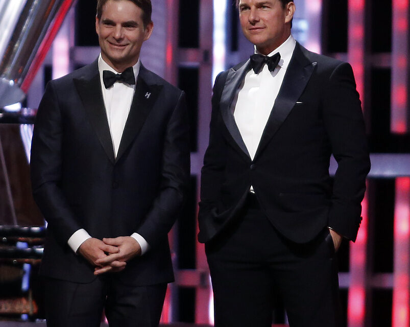 Jammin 98.3 - Today's R&B and Old School