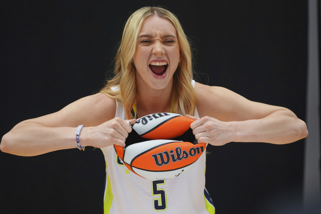 How to watch Paige Bueckers’ WNBA debut, as her hometown pregames with ...