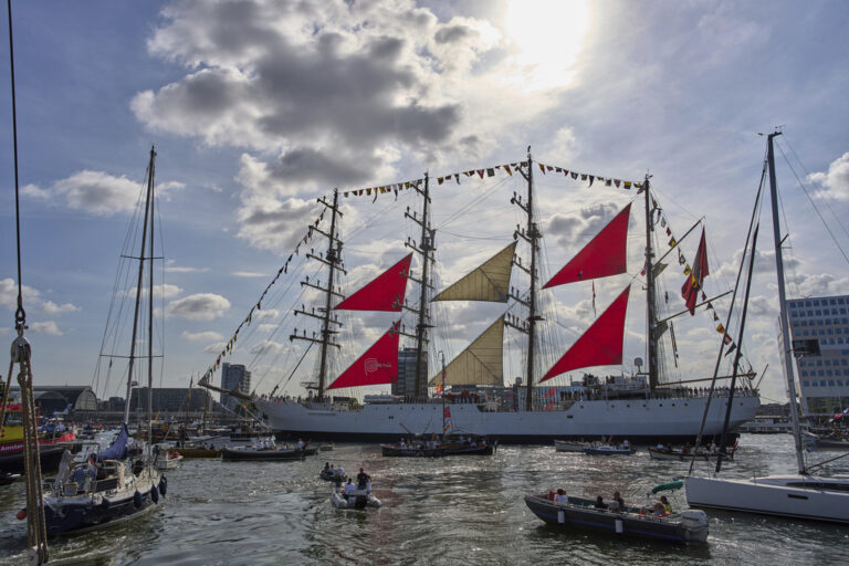 Hundreds of historic tall ships sail into Amsterdam for a maritime ...